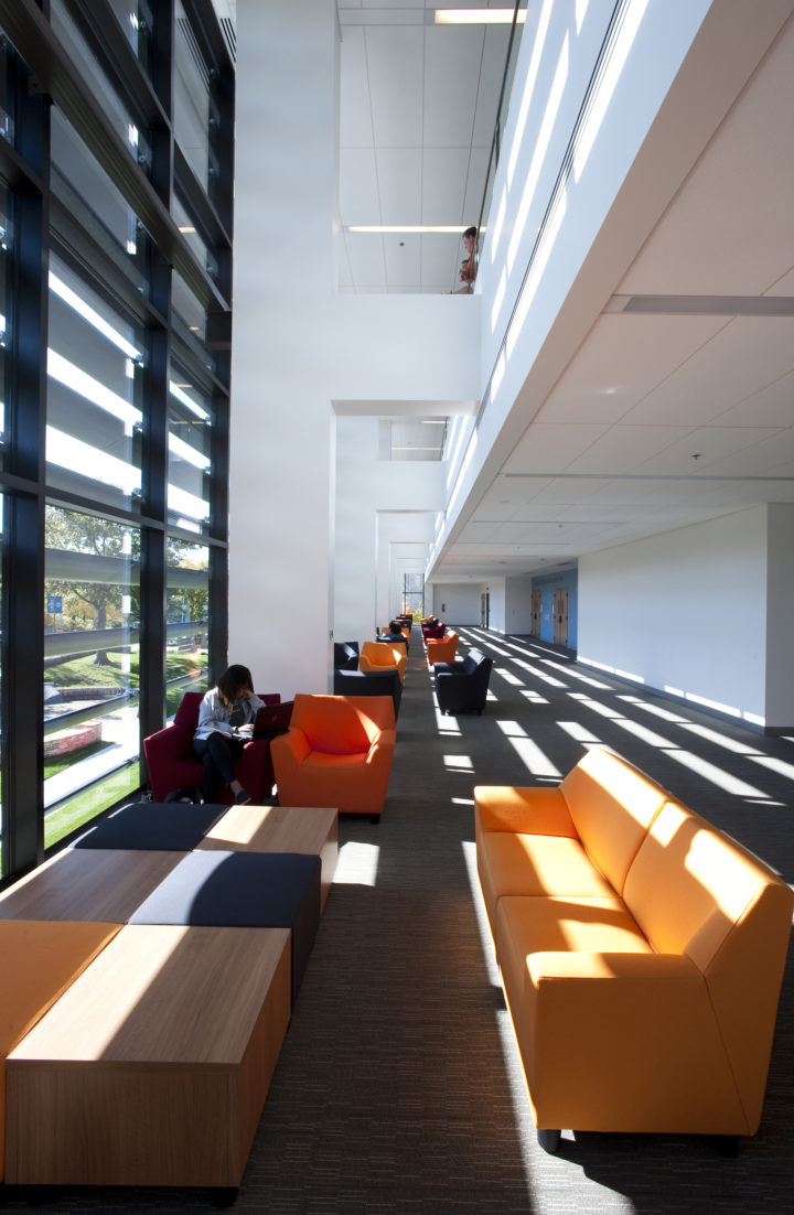 University of Missouri Kansas City Miller Nichols Library – Sasaki