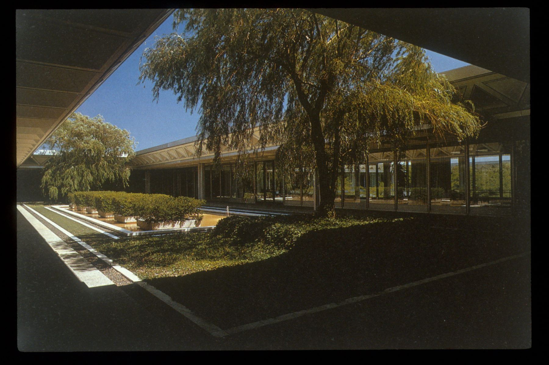 Upjohn Company Executive Office Building – Sasaki