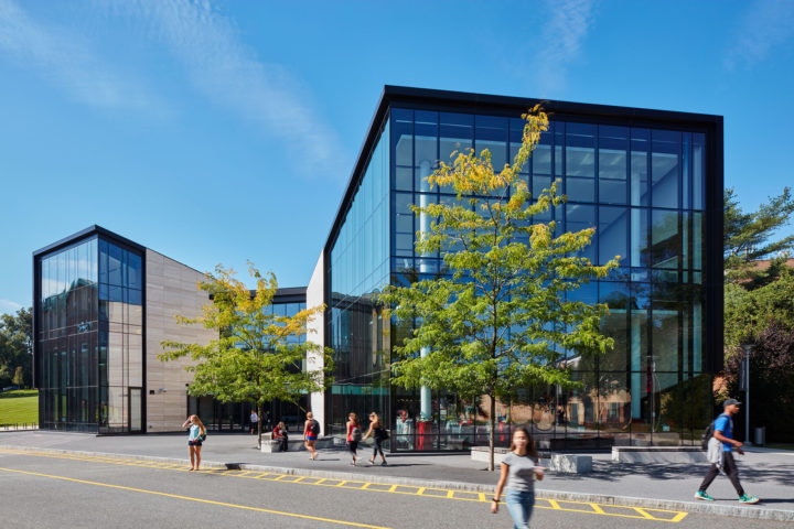 Sacred Heart University Campus Landscapes – Sasaki