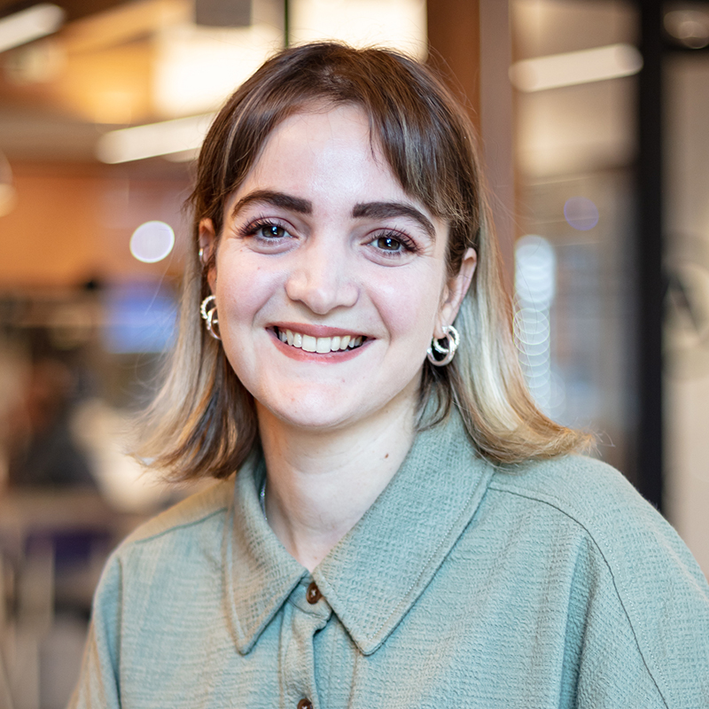 Hannah Gibson's Instagram, Twitter & Facebook on IDCrawl