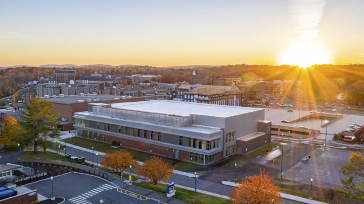 Central Connecticut State University C.J. Huang Recreation Center – Sasaki
